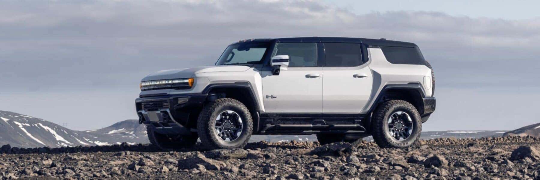 6 of the Coolest Features and Specs of the 2025 GMC Hummer EV SUV | GMC ...