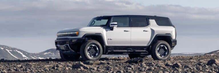 6 of the Coolest Features and Specs of the 2025 GMC Hummer EV SUV | GMC ...