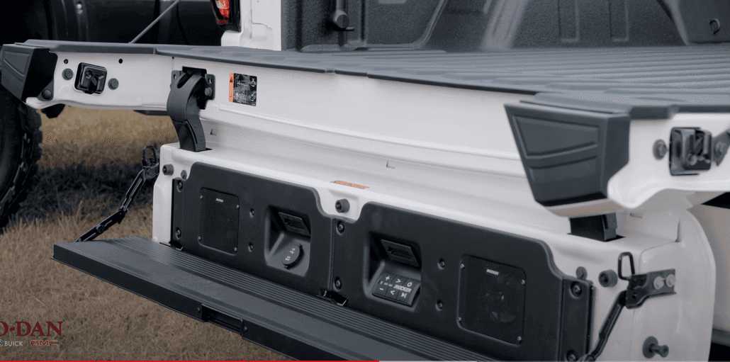 What The Chevrolet Multiflex Tailgate Can Do For You On Your New Truck
