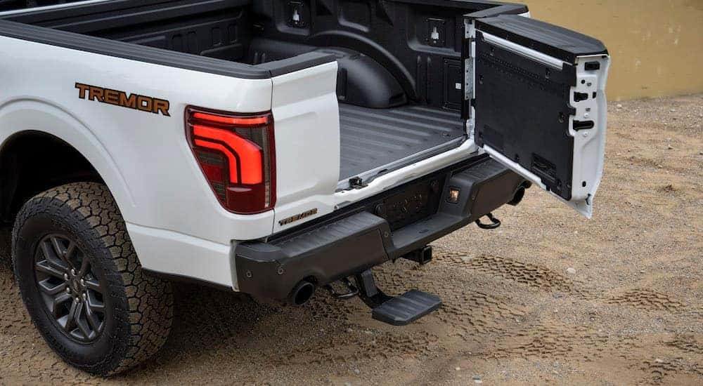 The Silverado 1500 Multi-Flex vs. the Ford F-150 Pro Access