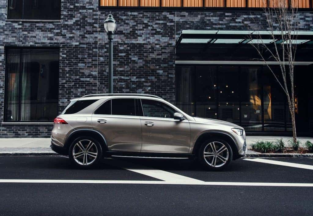 2022 Mercedes-Benz GLE vs Lexus RX | Mercedes-Benz of Scarborough