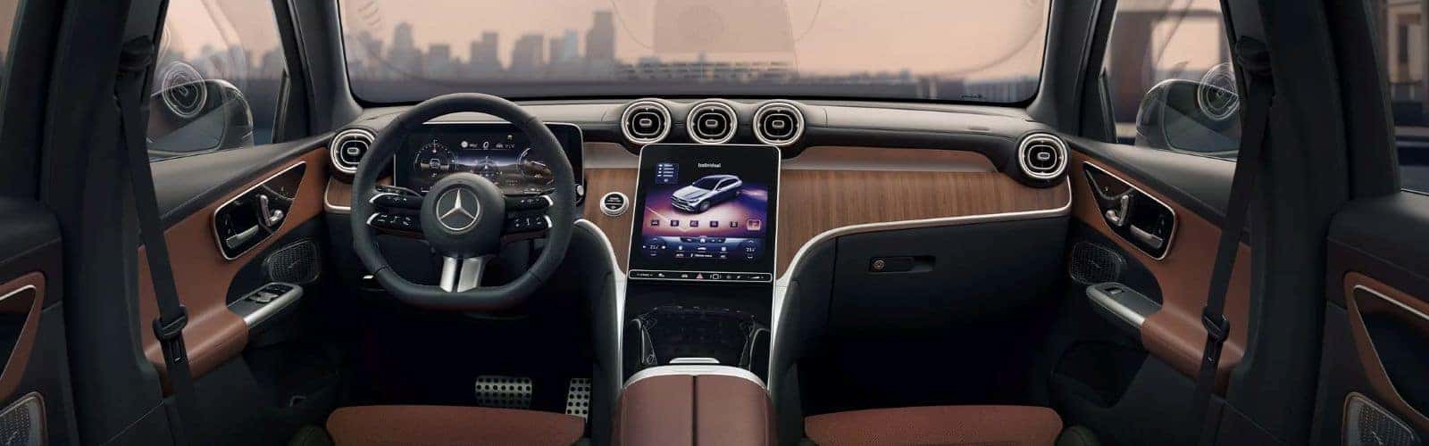 2025 Mercedes-Benz GLC-Class vs. 2024 Model