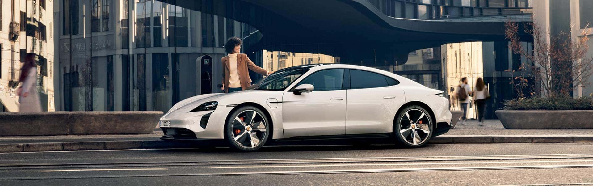 Porsche Tampa | Porsche Dealer in FL