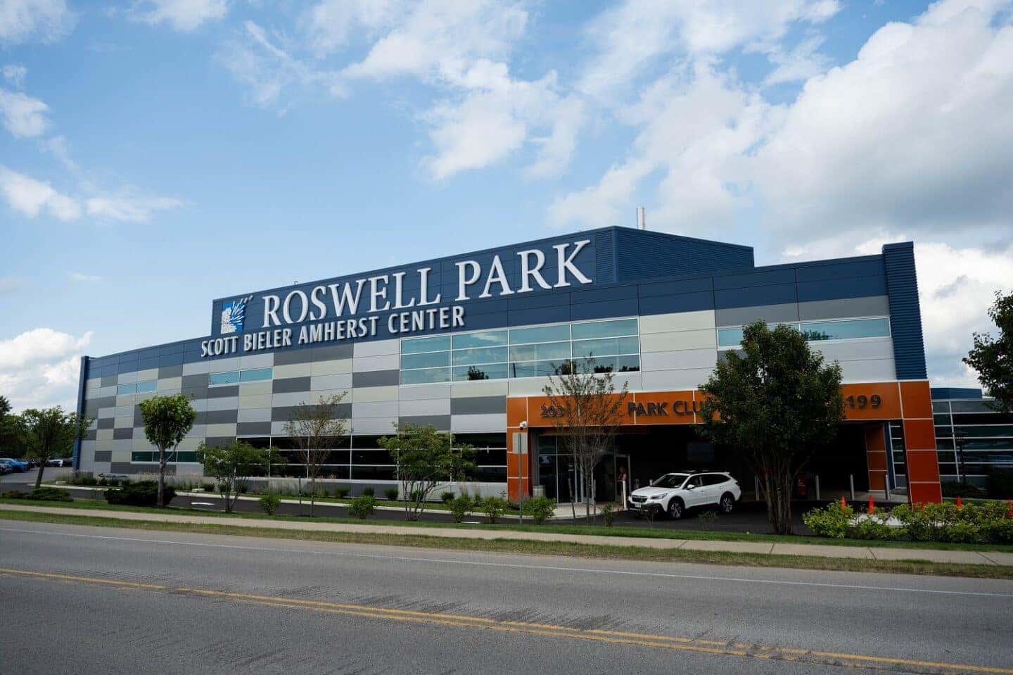 Roswell Park Scott Bieler Amherst Center Officially Opens | West Herr ...